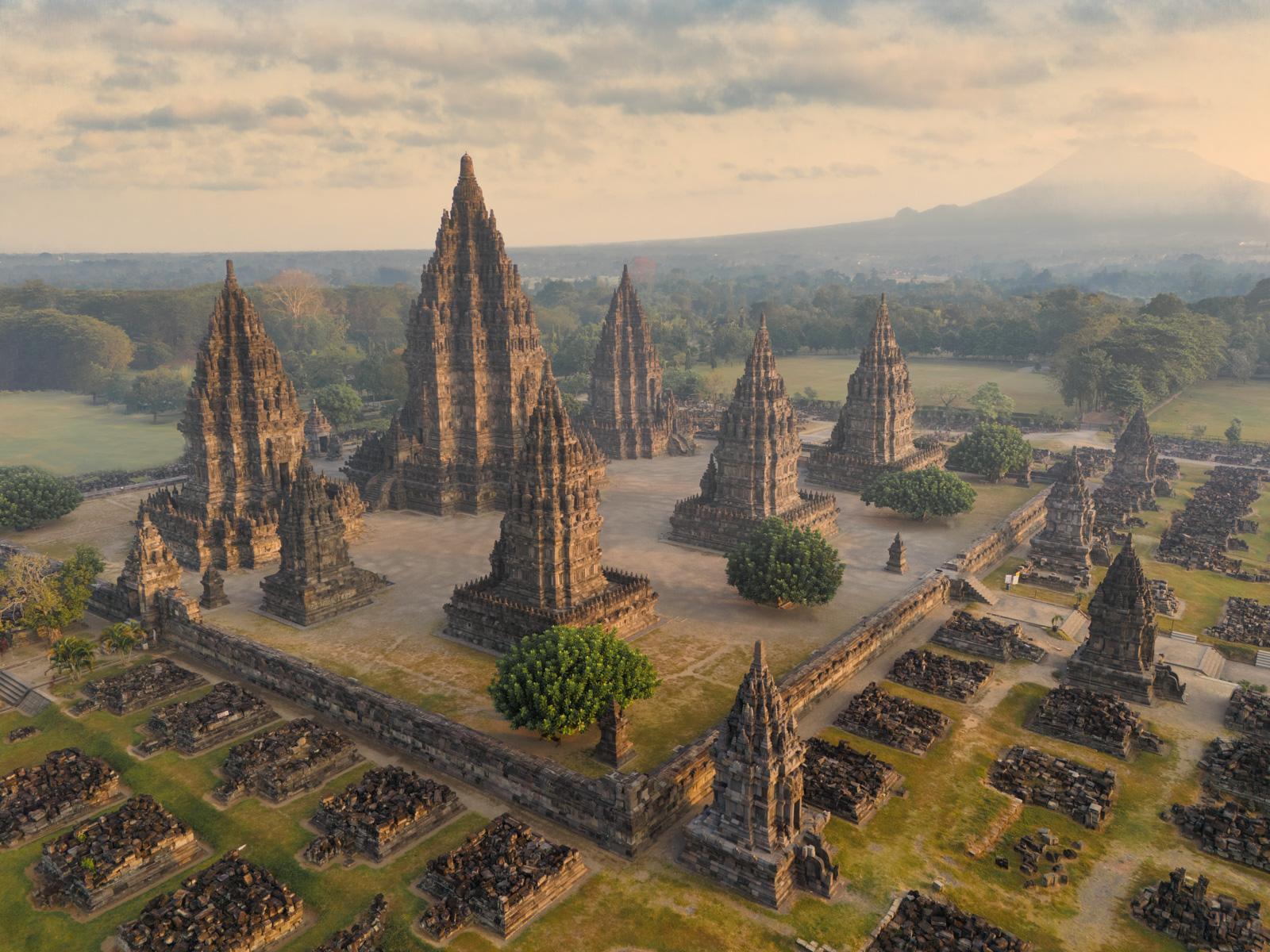 Explore Yogyakarta - Borobudur, Prambanan, Merapi Tour